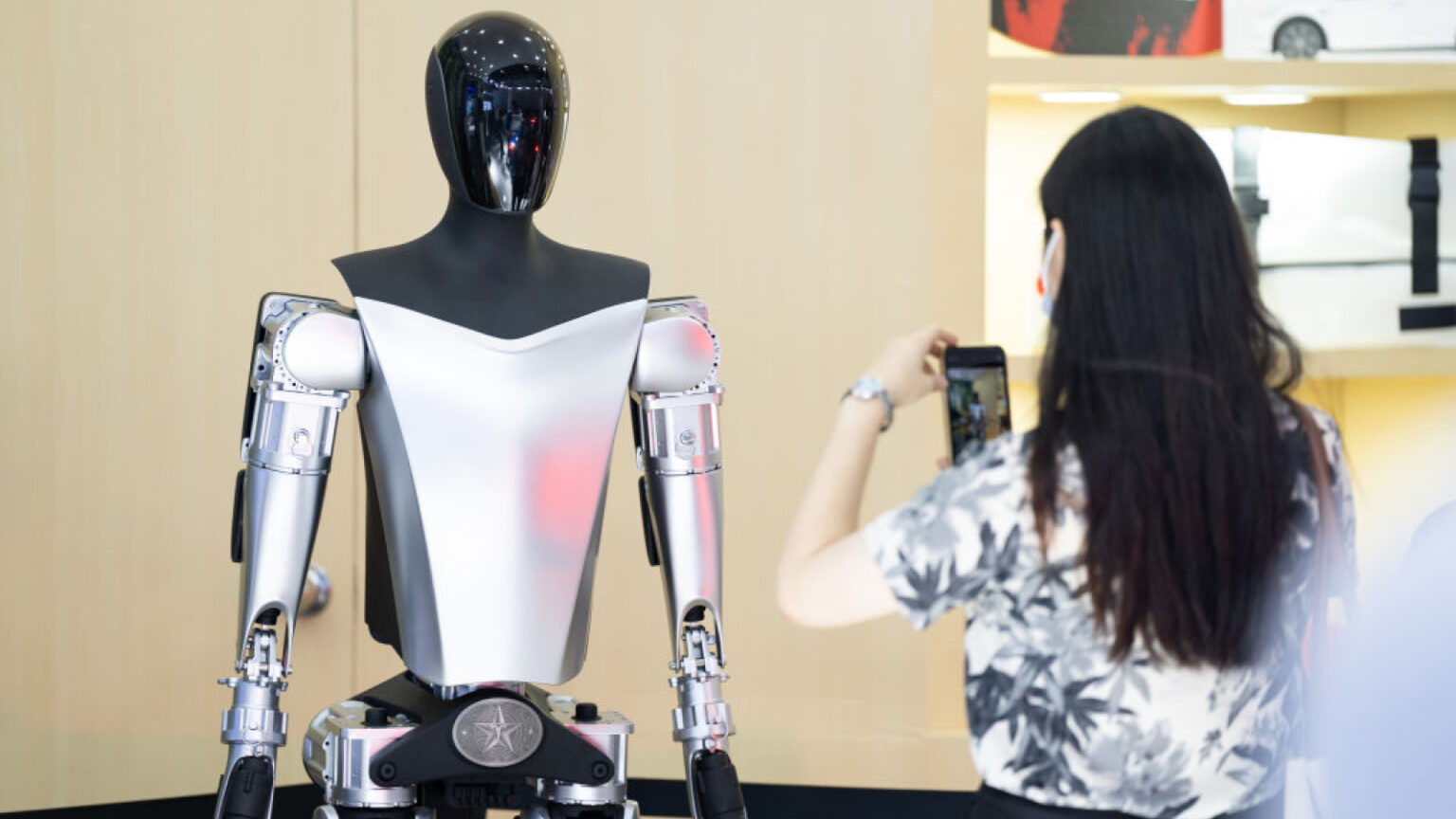 12 pivotal moments in the history of robotics, from Isaac Asimov to ...