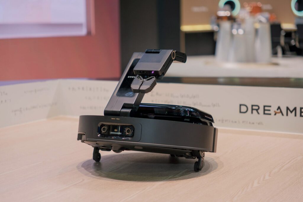 Chinese robot vacuums are a serious threat to Roomba with their ...