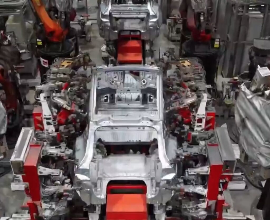 Tesla Shanghai Model YL Factory – 95% Robotic for 2.5 Hour Construction ...
