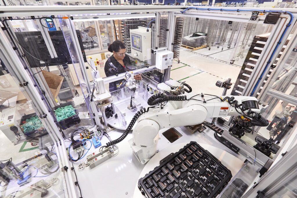 How Jabil uses AI and robotics to bolster its decarbonization agenda ...
